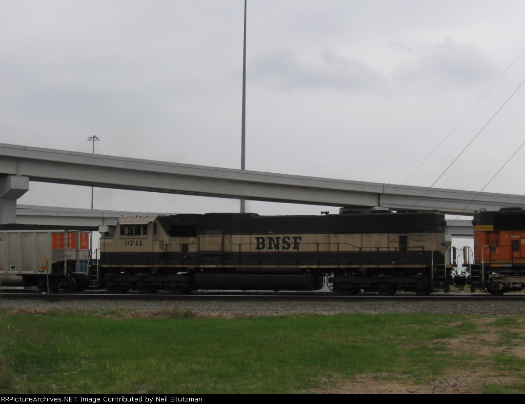 BNSF 9741